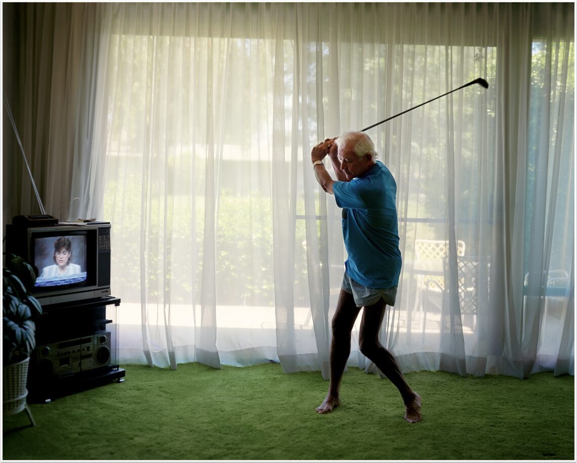Book Review - Pictures from Home by Larry Sultan
